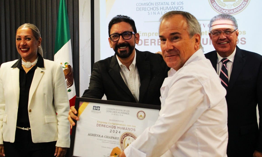 Reciben agrícolas de la comunidad VFM “Distintivo Empresa Comprometida con los Derechos Humanos ...